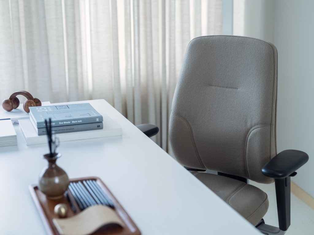 Orangebox – Do Ergonomic Mesh Back Task Chair | Back2 – Back2 International